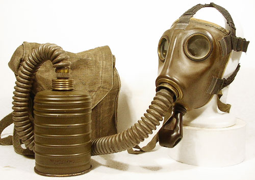 Wz32, 2. Modell Militaermaske mit 42mm Rundgewinde und Faltenschlauch ...